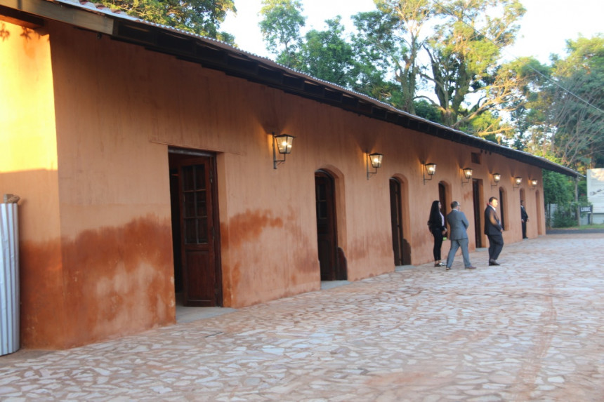 Restauraron la emblemática estación ferroviaria de Luque - Destinos ...