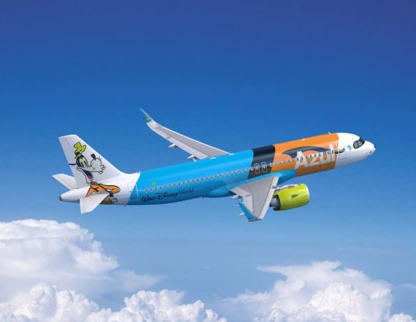 Azul sigue sumando personajes de Disney a su flota - Aviación ...