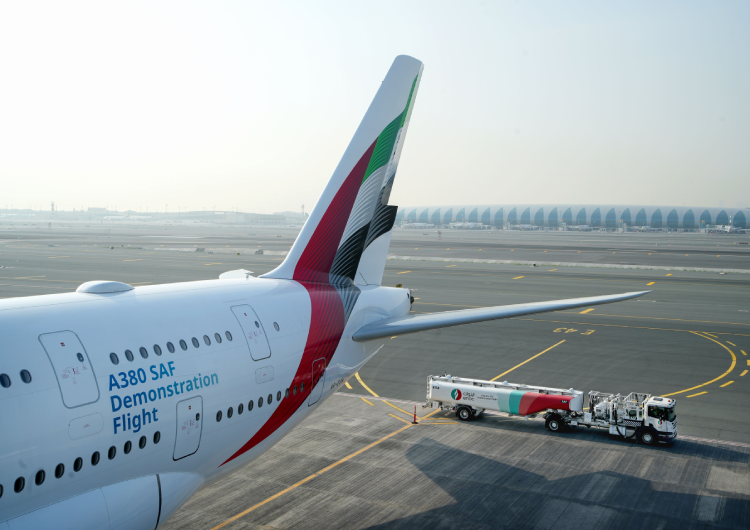 Emirates, primera aerolínea del mundo en operar un vuelo de ...